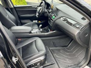 Black BMW X4 2016 in Kedainiai, with an engine capacity of 2.00 L and mileage of 111 thousand km for 19900 €, photo 17 on AUTOMOTO.COM.LV