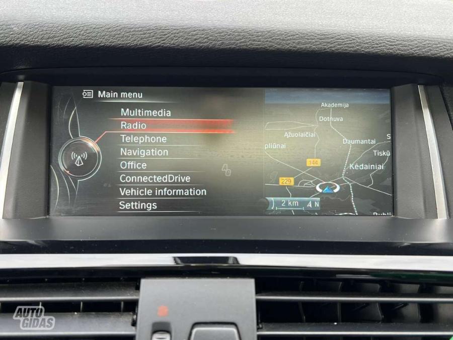 Black BMW X4 2016 in Kedainiai, with an engine capacity of 2.00 L and mileage of 111 thousand km for 19900 €, photo 29 on AUTOMOTO.COM.LV