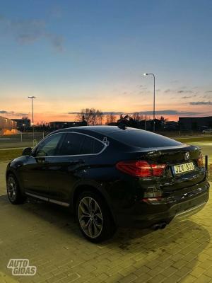 Black BMW X4 2016 in Vilnius, with an engine capacity of 2.00 L and mileage of 155 thousand km for 16500 €, photo 7 on AUTOMOTO.COM.LV
