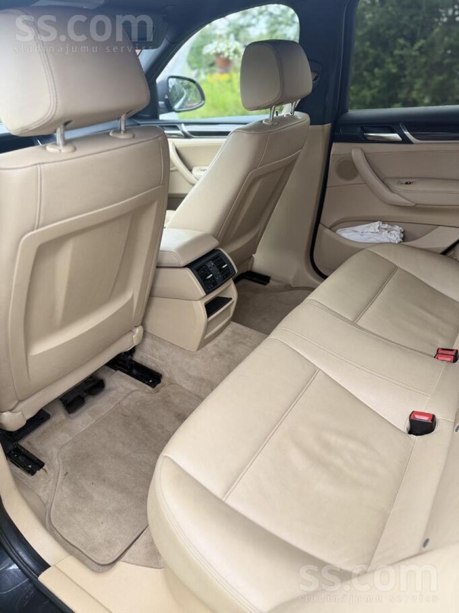 Black BMW X4 2016 in Daugavpils, with an engine capacity of 2.00 L and mileage of 230 thousand km for 16000 €, photo 3 on AUTOMOTO.COM.LV