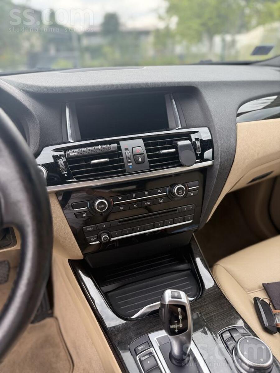 Black BMW X4 2016 in Daugavpils, with an engine capacity of 2.00 L and mileage of 230 thousand km for 16000 €, photo 5 on AUTOMOTO.COM.LV