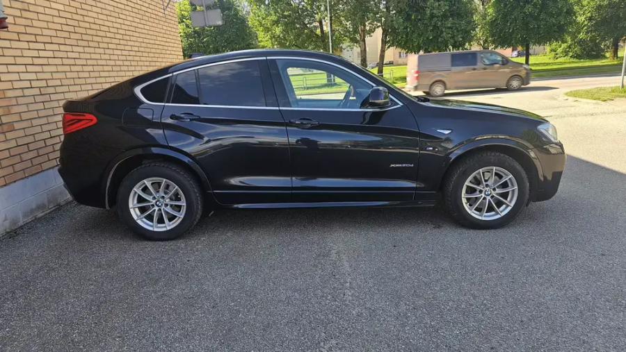 Melns BMW X4 2016 Rīga, ar dzinēja tilpumu 2.00 L un nobraukumu 222 tūkst. km par 17500 €, foto 5 vietnē AUTOMOTO.COM.LV