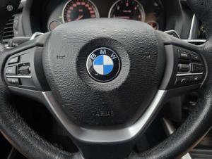 Black BMW X4 2016 in Panevezys, with an engine capacity of 2.00 L and mileage of 279 thousand km for 13499 €, photo 20 on AUTOMOTO.COM.LV