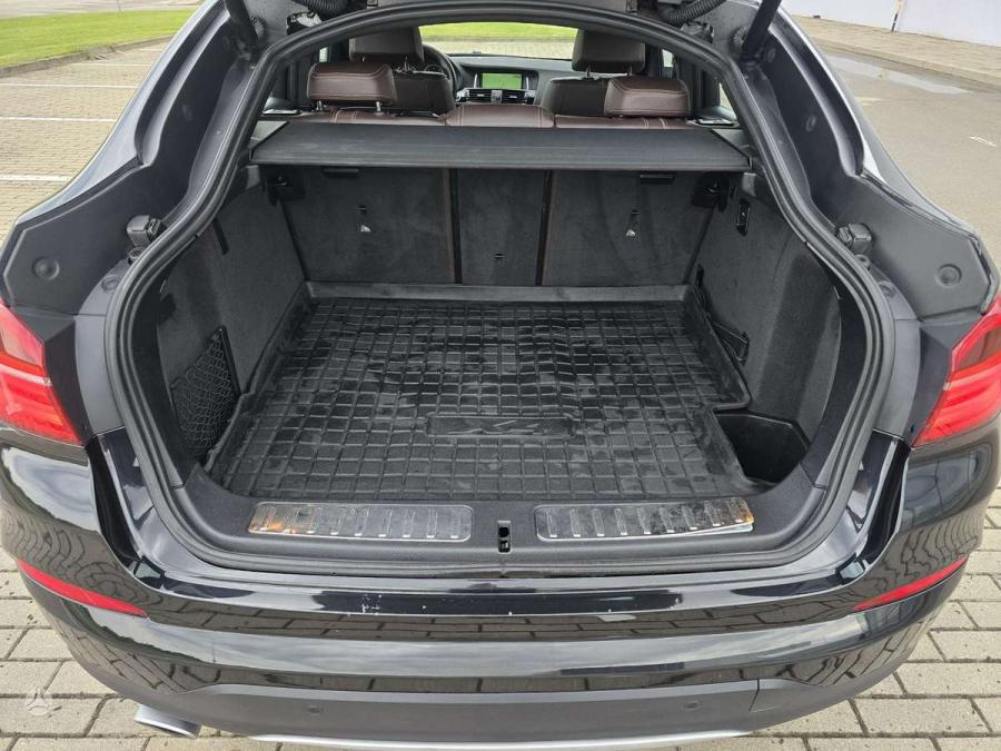Black BMW X4 2016 in Panevezys, with an engine capacity of 2.00 L and mileage of 279 thousand km for 13499 €, photo 27 on AUTOMOTO.COM.LV