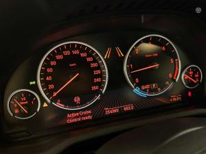 Black BMW X4 2016 in Marijampole, with an engine capacity of 2.99 L and mileage of 254 thousand km for 17700 €, photo 4 on AUTOMOTO.COM.LV
