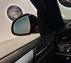 Black BMW X4 2016 in Marijampole, with an engine capacity of 2.99 L and mileage of 254 thousand km for 17700 €, photo 7 on AUTOMOTO.COM.LV