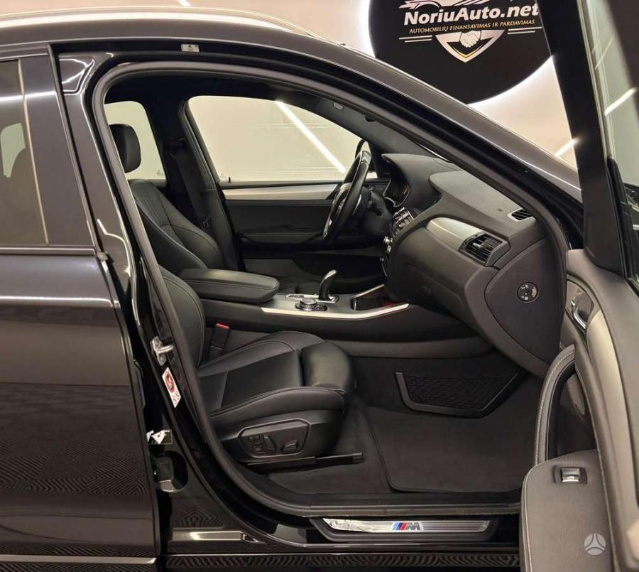 Black BMW X4 2016 in Marijampole, with an engine capacity of 2.99 L and mileage of 254 thousand km for 17700 €, photo 20 on AUTOMOTO.COM.LV