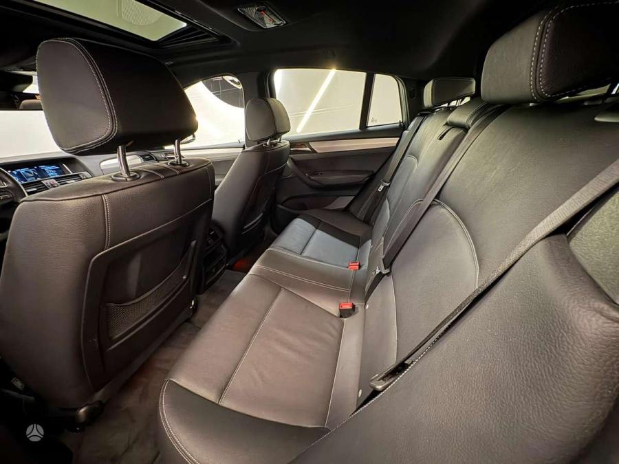 Black BMW X4 2016 in Marijampole, with an engine capacity of 2.99 L and mileage of 254 thousand km for 17700 €, photo 25 on AUTOMOTO.COM.LV