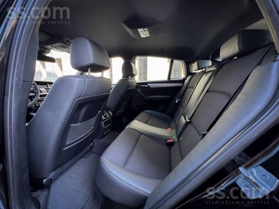 Black BMW X4 2017 in Riga, with an engine capacity of 2.00 L and mileage of 278 thousand km for 18900 €, photo 14 on AUTOMOTO.COM.LV