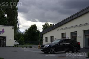 Melns BMW X4 2017 Rīga, ar dzinēja tilpumu 3.00 L un nobraukumu 135 tūkst. km par 23900 €, foto 28 vietnē AUTOMOTO.COM.LV