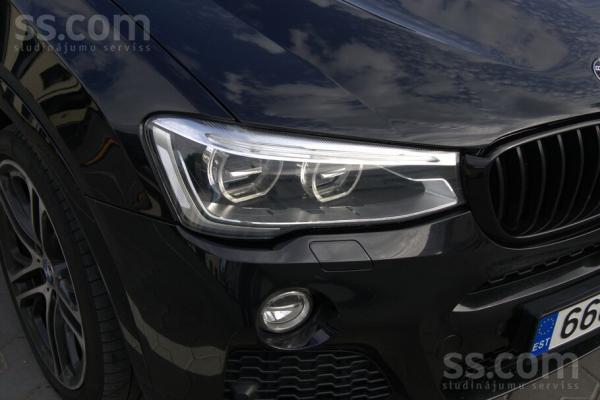 Black BMW X4 2017 in Riga, with an engine capacity of 3.00 L and mileage of 135 thousand km for 22500 €, photo 9 on AUTOMOTO.COM.LV