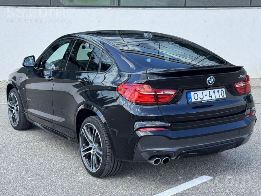 Black BMW X4 2017 in Riga, with an engine capacity of 3.00 L and mileage of 0 thousand km for 16950 €, photo 4 on AUTOMOTO.COM.LV