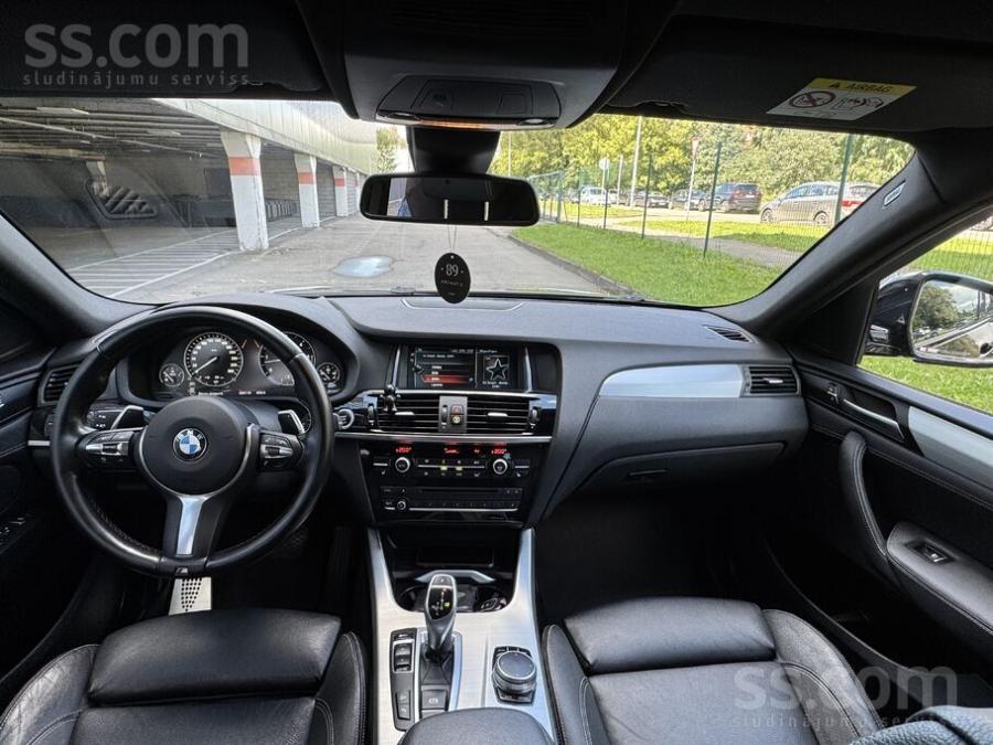 Black BMW X4 2017 in Riga, with an engine capacity of 3.00 L and mileage of 0 thousand km for 16950 €, photo 7 on AUTOMOTO.COM.LV