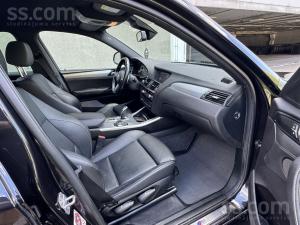 Black BMW X4 2017 in Riga, with an engine capacity of 3.00 L and mileage of 0 thousand km for 16950 €, photo 8 on AUTOMOTO.COM.LV
