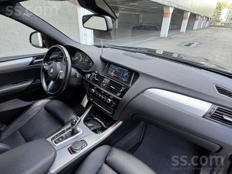 Black BMW X4 2017 in Riga, with an engine capacity of 3.00 L and mileage of 0 thousand km for 16950 €, photo 9 on AUTOMOTO.COM.LV
