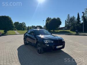 Black BMW X4 2017 in Dobele, with an engine capacity of 3.00 L and mileage of 203 thousand km for 22000 €, photo 4 on AUTOMOTO.COM.LV