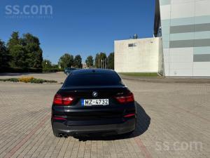 Black BMW X4 2017 in Dobele, with an engine capacity of 3.00 L and mileage of 203 thousand km for 22000 €, photo 7 on AUTOMOTO.COM.LV
