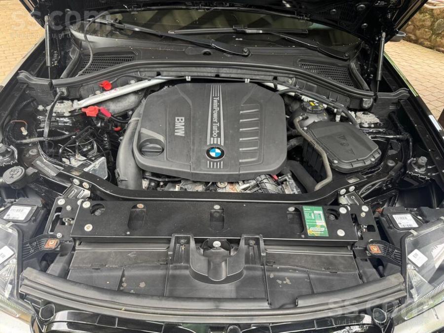 Black BMW X4 2017 in Dobele, with an engine capacity of 3.00 L and mileage of 203 thousand km for 22000 €, photo 12 on AUTOMOTO.COM.LV