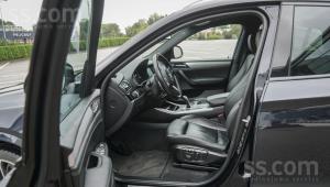 Black BMW X4 2017 in Riga, with an engine capacity of 3.00 L and mileage of 220 thousand km for 18450 €, photo 8 on AUTOMOTO.COM.LV