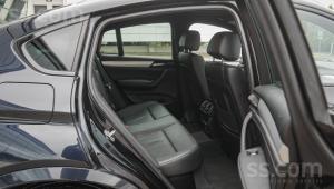 Black BMW X4 2017 in Riga, with an engine capacity of 3.00 L and mileage of 220 thousand km for 18450 €, photo 13 on AUTOMOTO.COM.LV