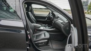 Black BMW X4 2017 in Riga, with an engine capacity of 3.00 L and mileage of 220 thousand km for 18450 €, photo 15 on AUTOMOTO.COM.LV