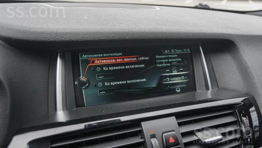 Black BMW X4 2017 in Riga, with an engine capacity of 3.00 L and mileage of 220 thousand km for 18450 €, photo 23 on AUTOMOTO.COM.LV