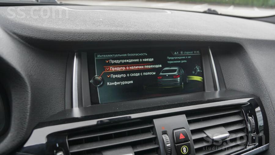Black BMW X4 2017 in Riga, with an engine capacity of 3.00 L and mileage of 220 thousand km for 18450 €, photo 25 on AUTOMOTO.COM.LV