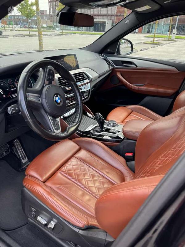 Black BMW X4 2018 in Klaipeda, with an engine capacity of 2.99 L and mileage of 126 thousand km for 31500 €, photo 9 on AUTOMOTO.COM.LV