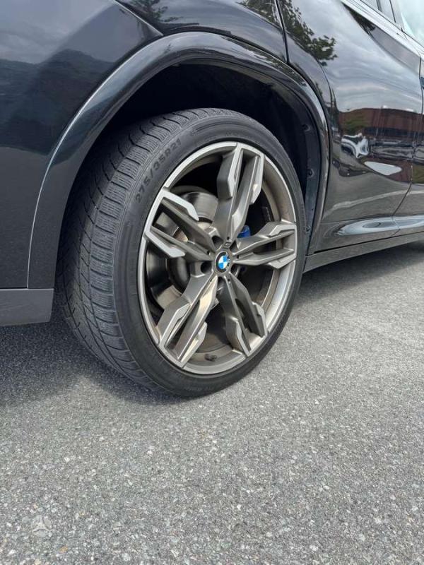 Black BMW X4 2018 in Klaipeda, with an engine capacity of 2.99 L and mileage of 126 thousand km for 31500 €, photo 10 on AUTOMOTO.COM.LV