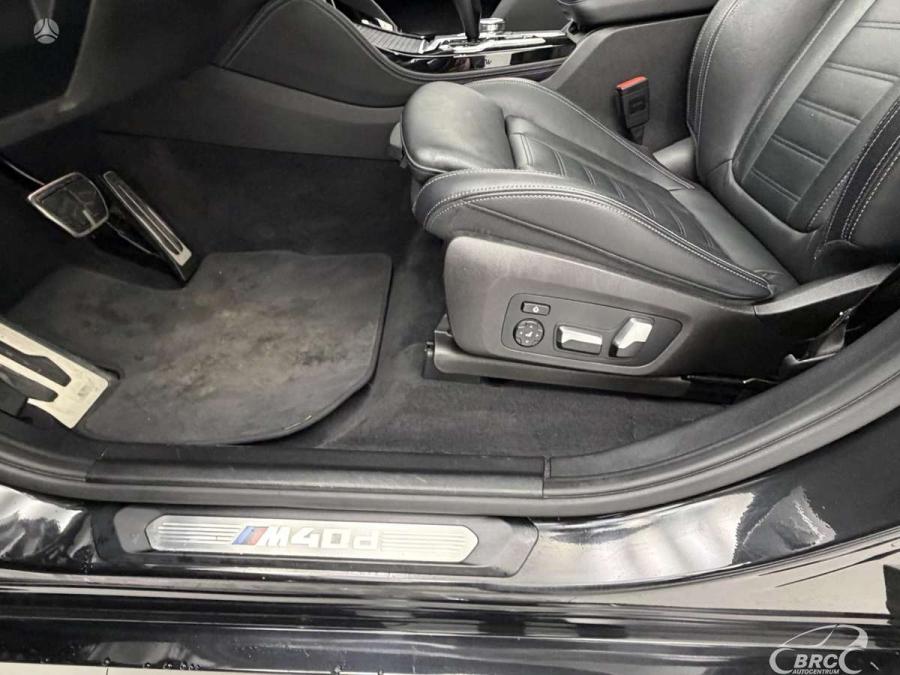 Black BMW X4 2018 in Vilnius, with an engine capacity of 2.99 L and mileage of 179 thousand km for 32000 €, photo 25 on AUTOMOTO.COM.LV