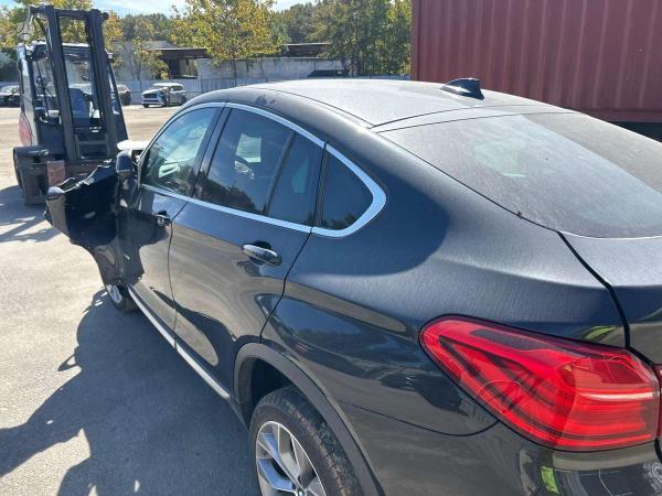 Melns BMW X4 2018 Kauņa, ar dzinēja tilpumu 2.00 L un nobraukumu 137 tūkst. km par 11900 €, foto 4 vietnē AUTOMOTO.COM.LV