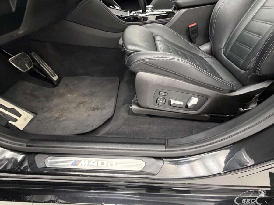 Black BMW X4 2018 in Vilnius, with an engine capacity of 2.99 L and mileage of 179 thousand km for 31200 €, photo 25 on AUTOMOTO.COM.LV