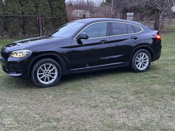Black BMW X4 2018 in Vilnius, with an engine capacity of 2.00 L and mileage of 89 thousand km for 26500 €, photo 5 on AUTOMOTO.COM.LV