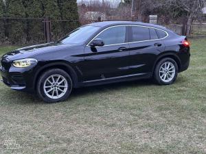 Black BMW X4 2018 in Vilnius, with an engine capacity of 2.00 L and mileage of 89 thousand km for 26500 €, photo 6 on AUTOMOTO.COM.LV