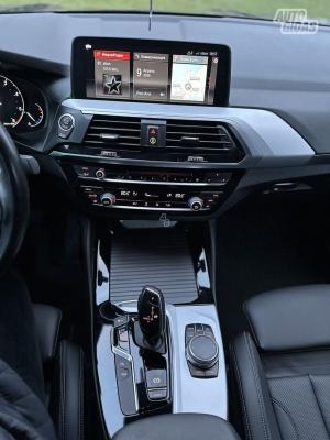 Black BMW X4 2018 in Vilnius, with an engine capacity of 2.00 L and mileage of 89 thousand km for 26500 €, photo 9 on AUTOMOTO.COM.LV