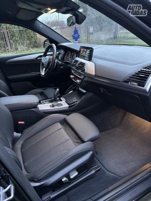 Black BMW X4 2018 in Vilnius, with an engine capacity of 2.00 L and mileage of 89 thousand km for 26500 €, photo 13 on AUTOMOTO.COM.LV
