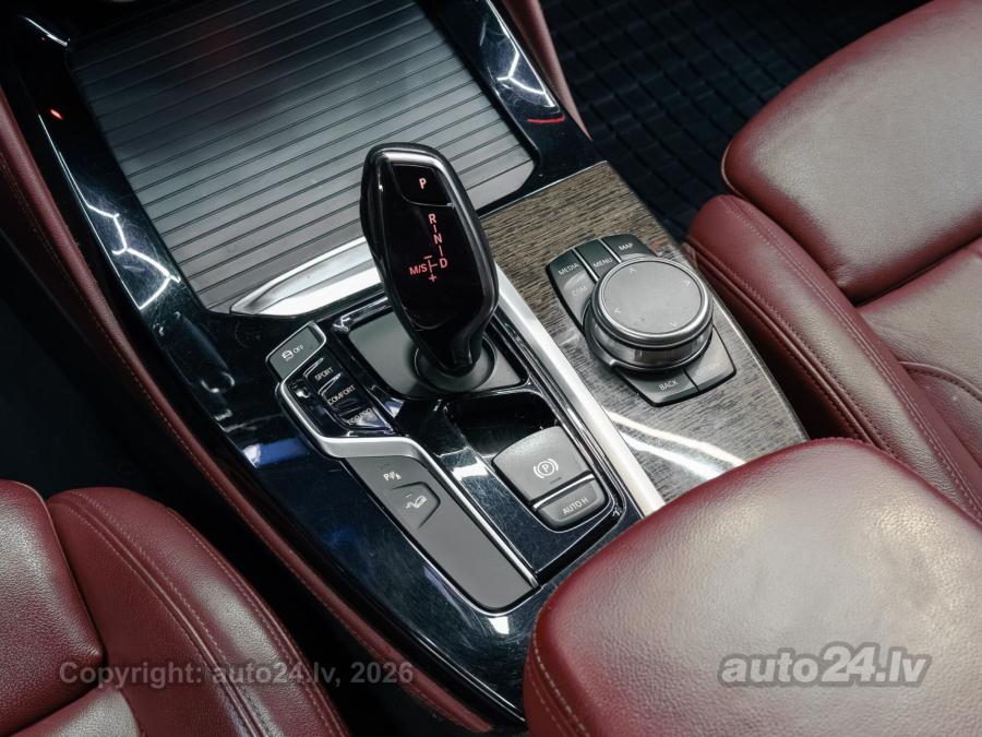 Melns BMW X4 2018 Tallina, ar dzinēja tilpumu 3.00 L un nobraukumu 125 tūkst. km par 34900 €, foto 10 vietnē AUTOMOTO.COM.LV