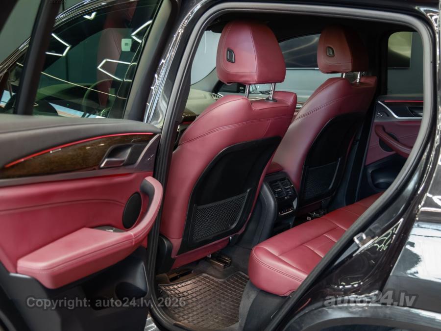Melns BMW X4 2018 Tallina, ar dzinēja tilpumu 3.00 L un nobraukumu 125 tūkst. km par 34900 €, foto 13 vietnē AUTOMOTO.COM.LV