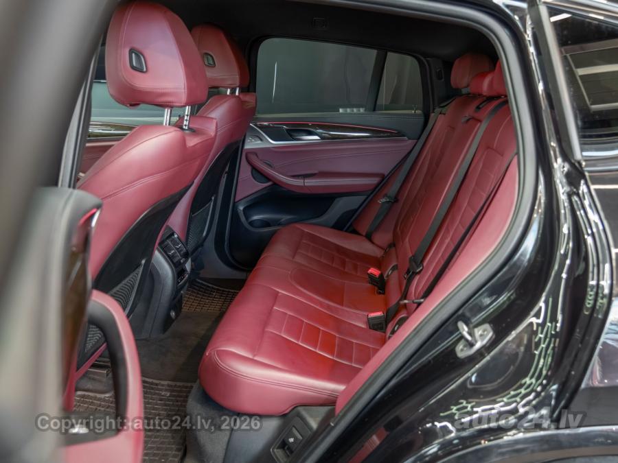Melns BMW X4 2018 Tallina, ar dzinēja tilpumu 3.00 L un nobraukumu 125 tūkst. km par 34900 €, foto 14 vietnē AUTOMOTO.COM.LV