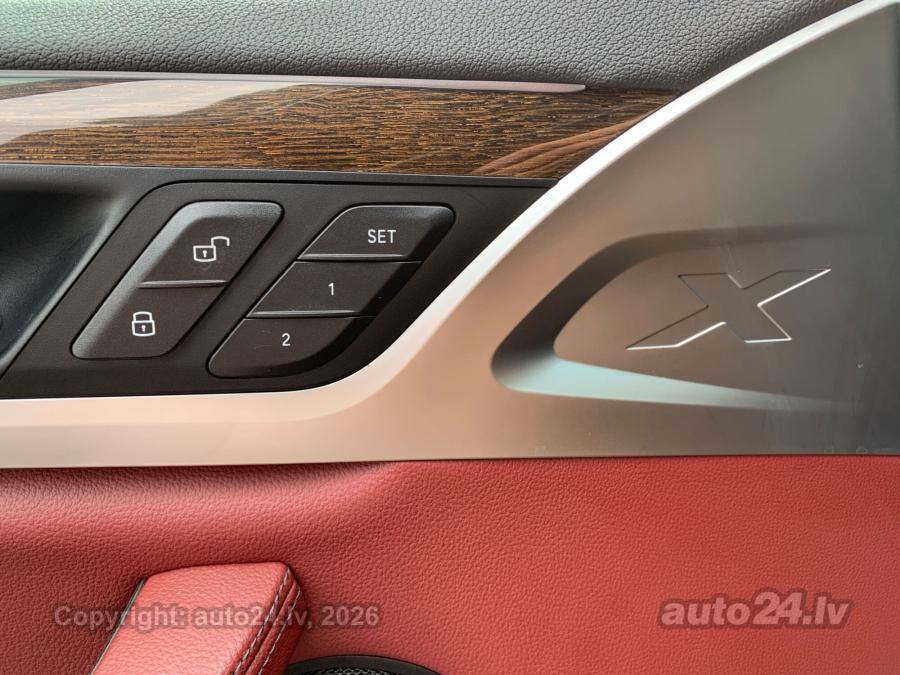 Melns BMW X4 2018 Tallina, ar dzinēja tilpumu 3.00 L un nobraukumu 125 tūkst. km par 31900 €, foto 13 vietnē AUTOMOTO.COM.LV