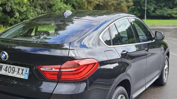 Black BMW X4 2018 in Elektrenai, with an engine capacity of 2.00 L and mileage of 207 thousand km for 17900 €, photo 7 on AUTOMOTO.COM.LV