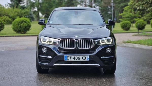 Black BMW X4 2018 in Elektrenai, with an engine capacity of 2.00 L and mileage of 207 thousand km for 17900 €, photo 10 on AUTOMOTO.COM.LV