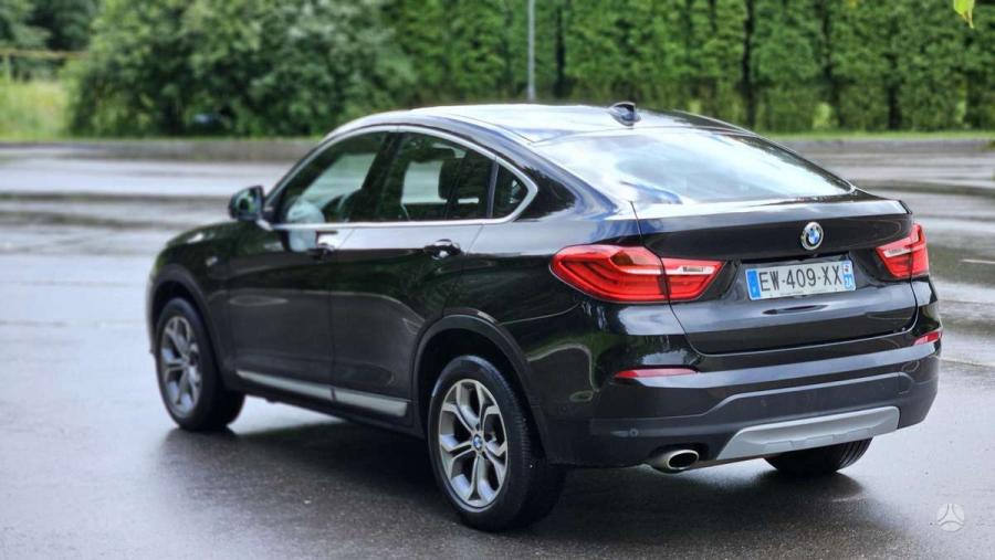 Melns BMW X4 2018 Elektrėnai, ar dzinēja tilpumu 2.00 L un nobraukumu 207 tūkst. km par 17900 €, foto 5 vietnē AUTOMOTO.COM.LV