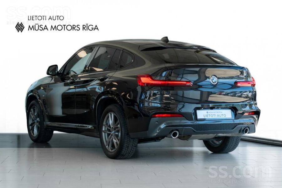 Melns BMW X4 2018 Rīga, ar dzinēja tilpumu 2.00 L un nobraukumu 131 tūkst. km par 29900 €, foto 9 vietnē AUTOMOTO.COM.LV
