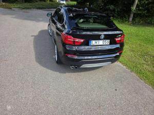 Melns BMW X4 2018 Kauņa, ar dzinēja tilpumu 2.00 L un nobraukumu 79 tūkst. km par 16800 €, foto 5 vietnē AUTOMOTO.COM.LV