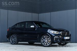 Black BMW X4 2018 in Riga, with an engine capacity of 3.00 L and mileage of 82 thousand km for 35000 €, photo 3 on AUTOMOTO.COM.LV