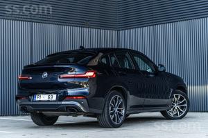 Black BMW X4 2018 in Riga, with an engine capacity of 3.00 L and mileage of 82 thousand km for 35000 €, photo 5 on AUTOMOTO.COM.LV