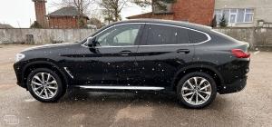 Black BMW X4 2019 in Siauliai, with an engine capacity of 2.00 L and mileage of 75 thousand km for 27700 €, photo 4 on AUTOMOTO.COM.LV