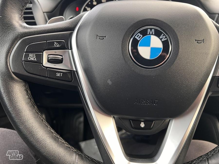 Black BMW X4 2019 in Siauliai, with an engine capacity of 2.00 L and mileage of 75 thousand km for 27700 €, photo 14 on AUTOMOTO.COM.LV