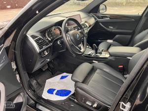 Black BMW X4 2019 in Siauliai, with an engine capacity of 2.00 L and mileage of 75 thousand km for 27700 €, photo 19 on AUTOMOTO.COM.LV